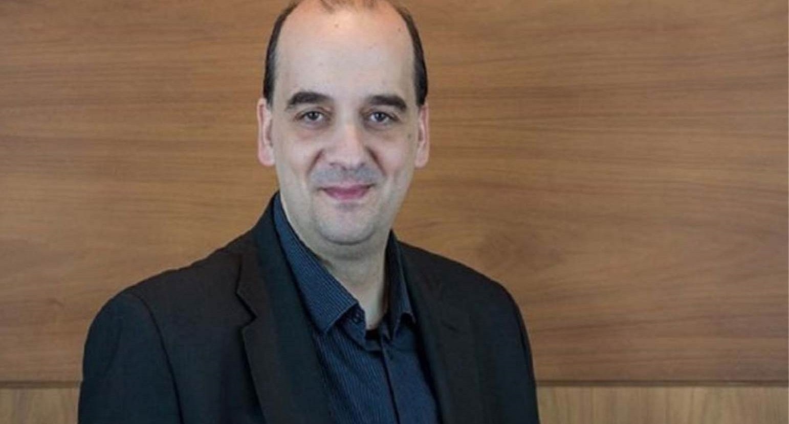 ΝΤΙΡΕΚΤ ΧΤΥΠΗΜΑ ΦΑΡΣΑΛΙΝΟΥ ΣΤΗ “ΧΟΥΝΤΑ” ΜΗΤΣΟΤΑΚΗ! “ΜΟΝΟ ΣΕ ΣΚΟΥΠΙΔΙΑ ...