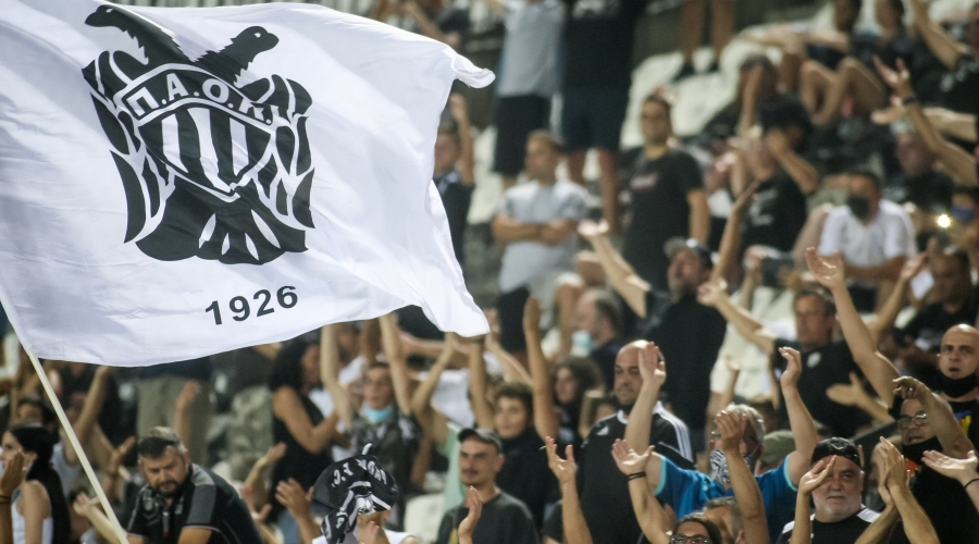 ΤΟΝ ΠΕΡΙΜΕΝΟΥΝ ΜΕ… ΑΝΟΙΚΤΕΣ ΑΓΚΑΛΕΣ – ΕΤΟΙΜΟΙ ΟΙ ΟΠΑΔΟΙ ΤΟΥ ΠΑΟΚ ΝΑ ...