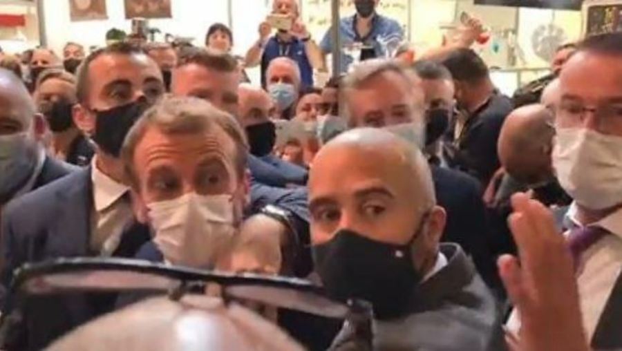 ΣΤΟΝ ΕΝΑΝ (ΜΑΚΡΟΝ) ΠΕΤΑΝΕ ΑΥΓΑ- ΣΤΟΝ ΑΛΛΟ (ΜΗΤΣΟΤΑΚΗ) ΦΩΝΑΖΟΥΝ Γ@ΜΙΕΣ@Ι ...