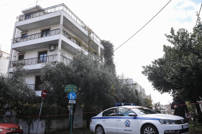 ΤΑ ΙΔΙΟΧΕΙΡΑ ΣΗΜΕΙΩΜΑΤΑ ΘΑΝΑΤΟΥ, ΞΕΚΑΘΑΡΙΖΟΥΝ ΤΗ ΦΡΙΚΗ ΣΤΟ ΔΩΜΑΤΙΟ ΤΟΥ ...