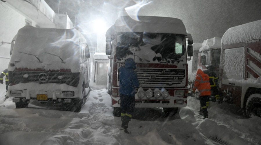 ΕΠΡΕΠΕ ΝΑ ΠΕΣΕΙ ΤΟ ΣΚΟΤΑΔΙ ΓΙΑ ΝΑ ΛΕΙΤΟΥΡΓΗΣΕΙ ΤΟ ΚΡΑΤΟΣ; ΠΑΛΙ Ο ...