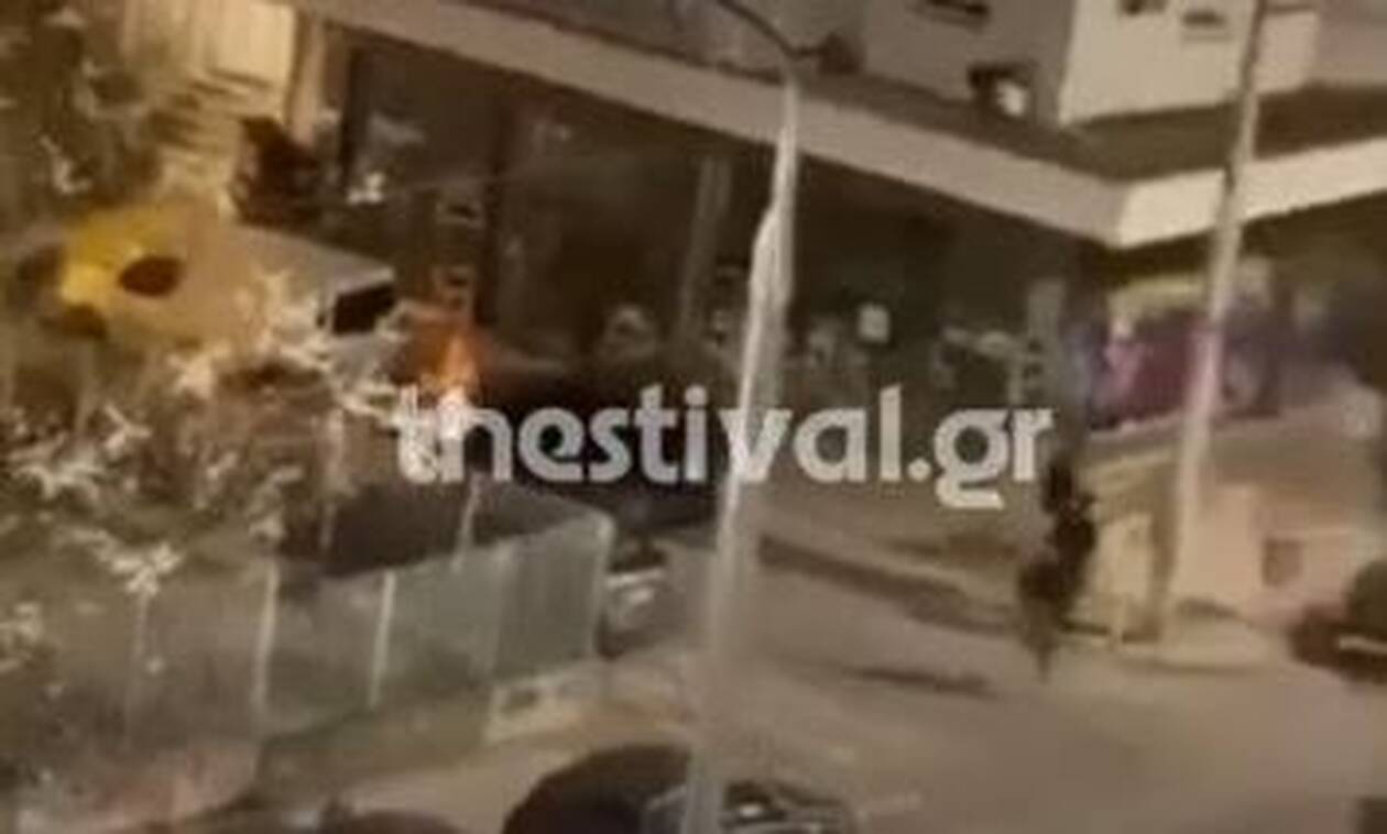 ΚΑΡΕ – ΚΑΡΕ ΤΑ ΦΟΝΙΚΑ ΧΤΥΠΗΜΑΤΑ! ΘΕΣΣΑΛΟΝΙΚΗ: ΒΙΝΤΕΟ – ΣΟΚ ΑΠΟ ΤΗ ...