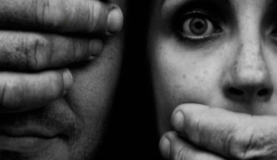 ΑΠΕΥΘΥΝΟΜΑΙ ΣΕ ΣΥΓΚΕΚΡΙΜΕΝΟ ΓΙΑΤΡΟ ΤΟΥ ΘΡΑΣΙΟΥ: ΕΙΝΑΙ ΑΔΙΑΝΟΗΤΗ Η ...