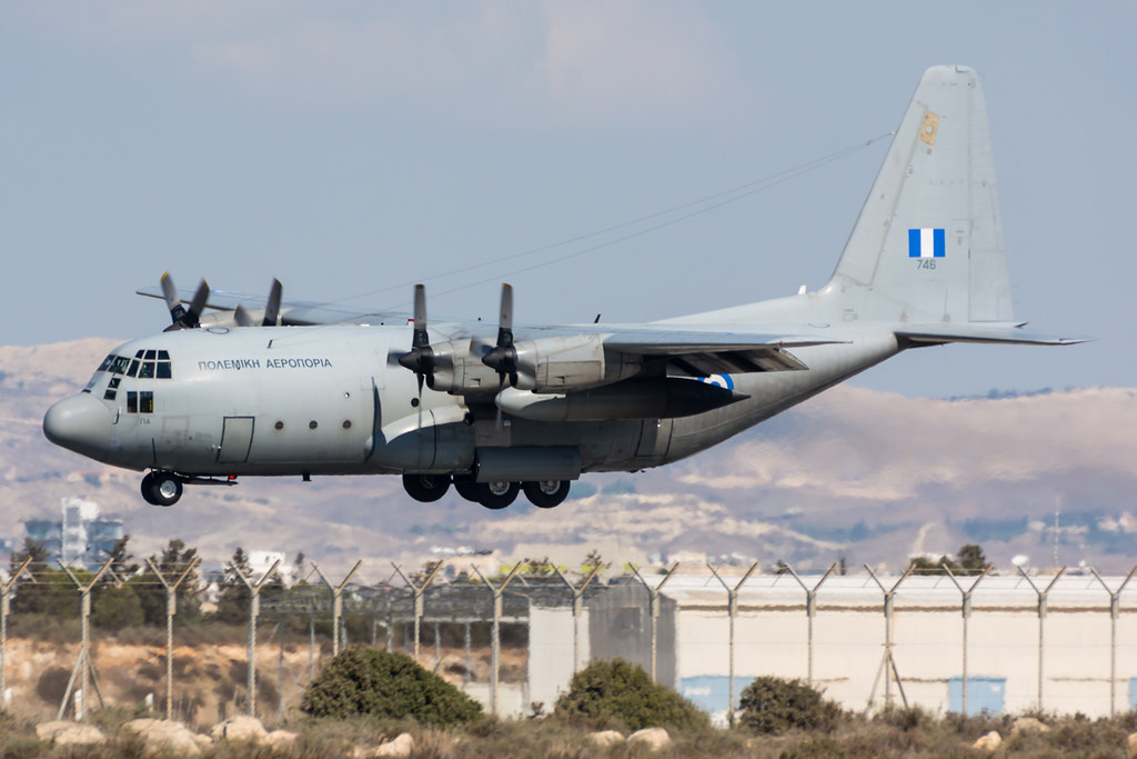 ΩΡΑ 00:53!!! ΕΠΙΣΤΡΕΦΟΥΝ ΣΤΗΝ ΕΛΛΑΔΑ ΤΑ C-130 ΤΟΥ ΚΟΥΛΗ;;; ΦΕΡΝΟΥΝ ΠΙΣΩ ...
