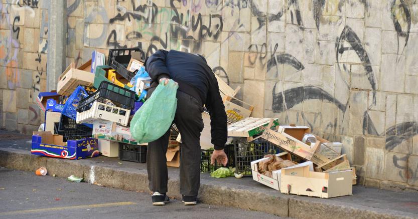 ΔΥΣΤΥΧΩΣ ΤΕΛΕΙΩΣΑΜΕ! Ο ΚΟΣΜΟΣ ΠΕΙΝΑΕΙ ΚΑΙ ΑΥΤΟΙ ΠΕΤΑΝΕ ΧΑΡΤΑΕΤΟ – Η ...