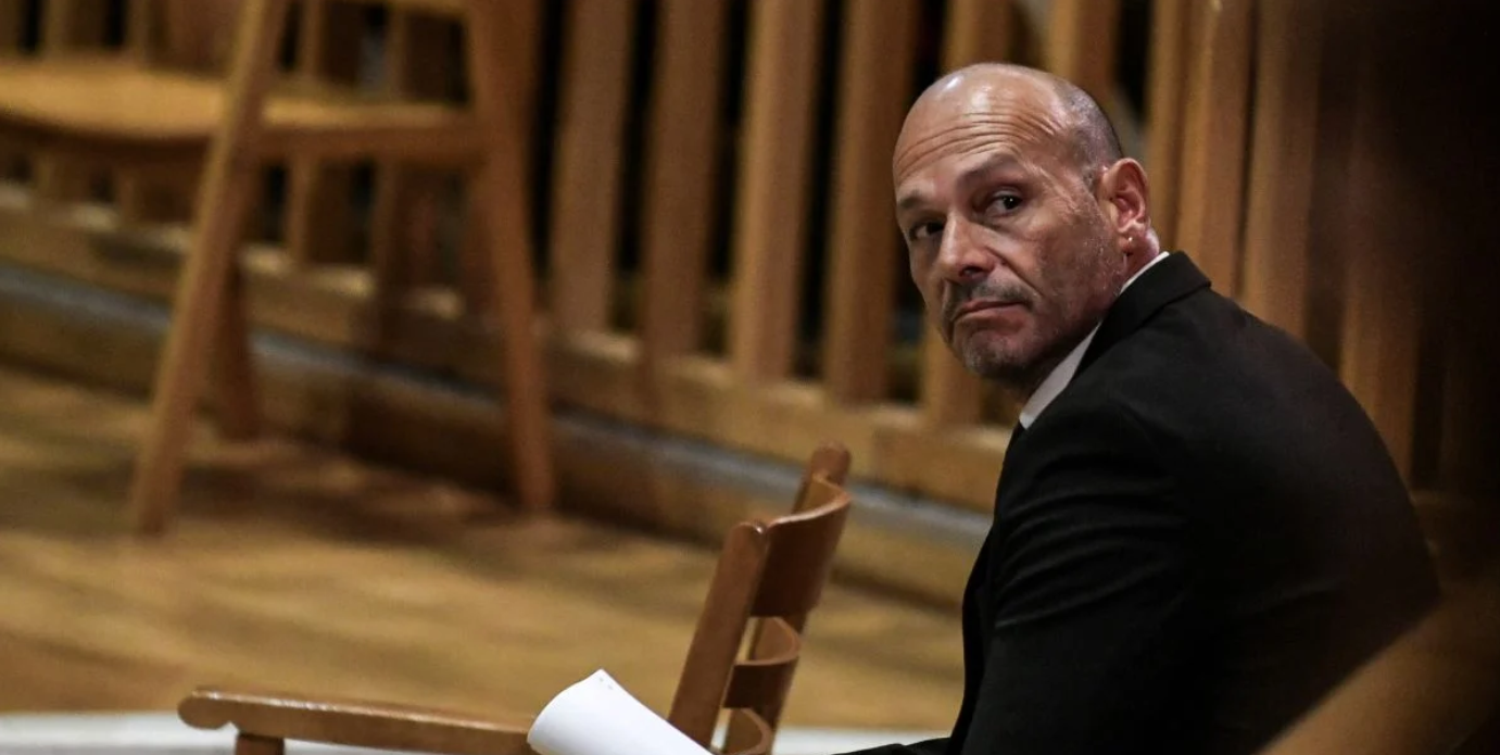 Ελεύθερος ο πρώην βουλευτής της Χρυσής Αυγής Αντώνης Γρέγος – Makeleio.gr