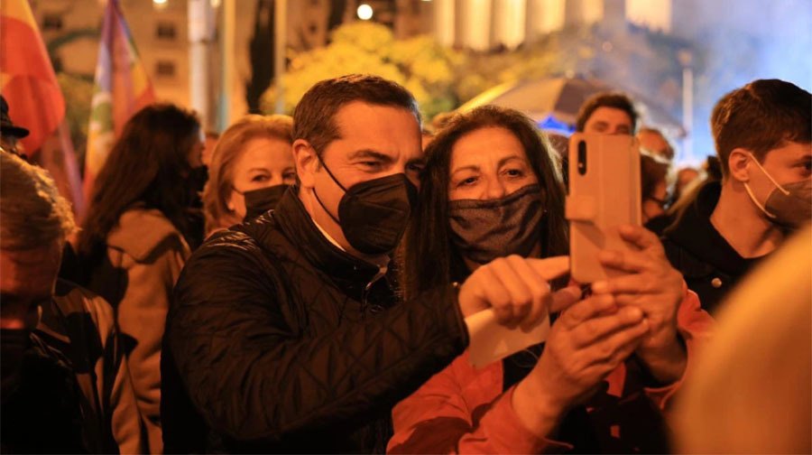 ΚΑΤΕΒΑΣΕ ΤΟΝ “ΣΤΡΑΤΟ” Ο ΣΥΡΙΖΑ ΑΛΛΑ ΠΛΑΤΕΙΑ ΔΕΝ ΓΕΜΙΣΕ ΣΤΗ ΣΥΝΑΥΛΙΑ ...