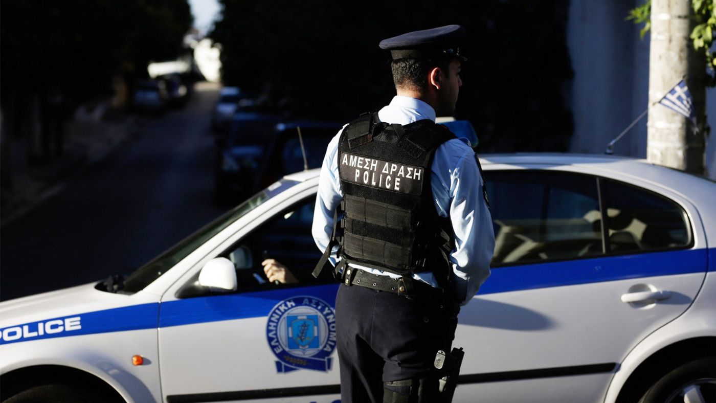 Ρόδος: 47χρονος ζητούσε γυμνές φωτογραφίες από ανήλικες για να τους ...