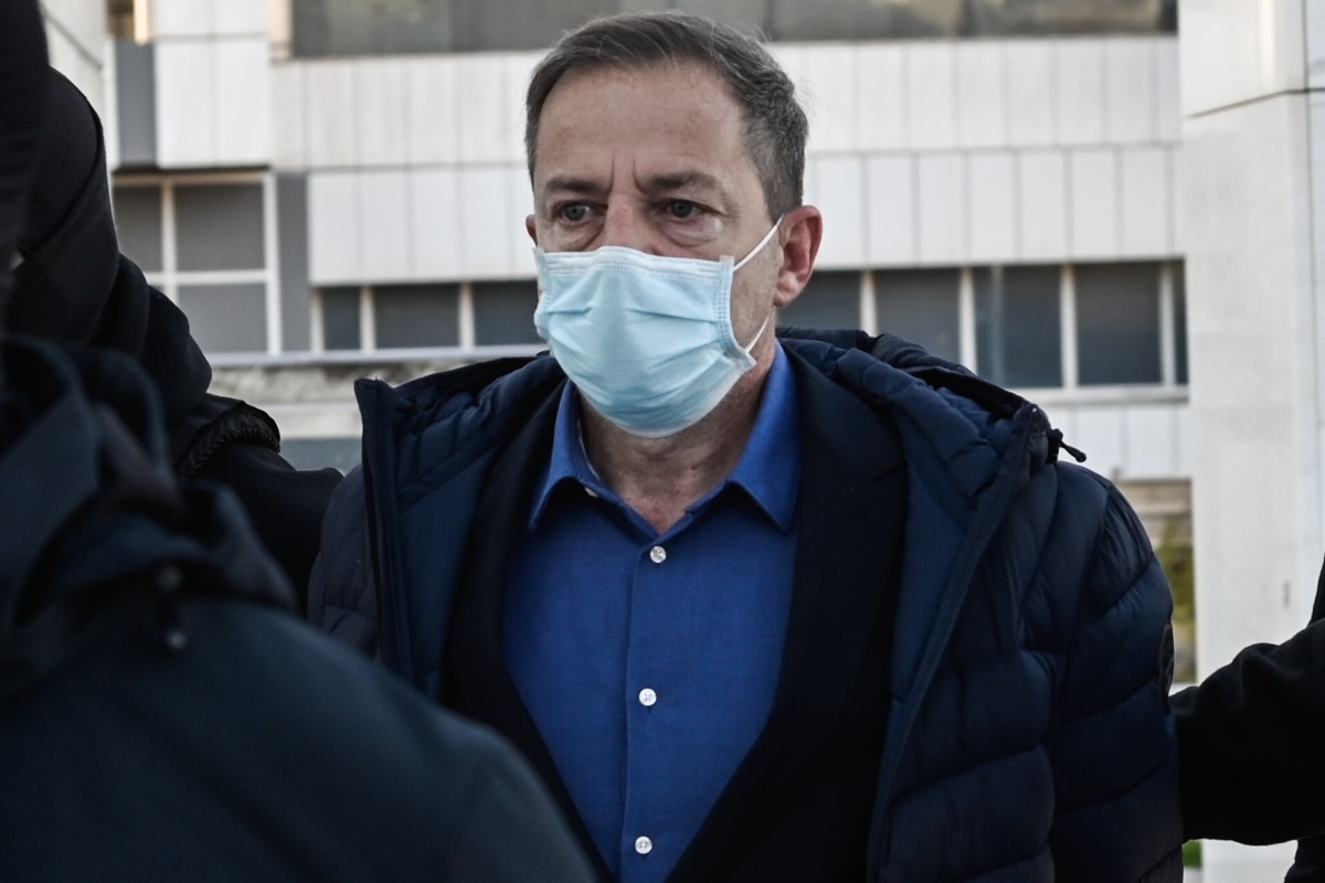 Ο ΧΑΦΙΕΣ: “Ντροπη σας ξεφτύλες. Εχετε παιδιά κι αφηνετε ενα βιαστη ...