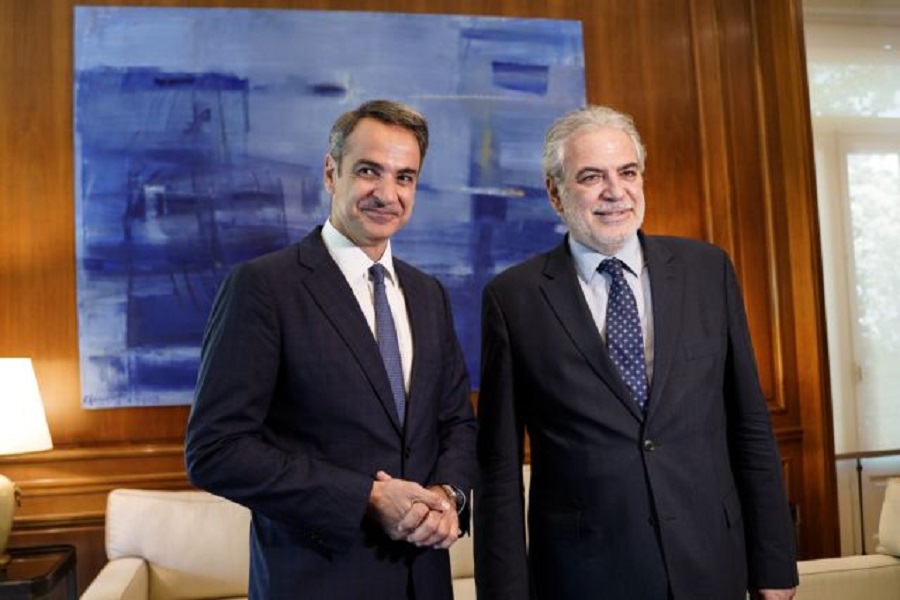 ΠΡΩΤΑΘΛΗΤΕΣ ΣΤΗΝ ΑΛΗΤΕΙΑ! ΔΑΣΟΣ ΔΑΣΟΣ ΚΑΤΑΚΑΙΓΕΤΑΙ Η ΕΛΛΑΔΑ ΚΑΙ ΓΙΑ ΤΟN ...