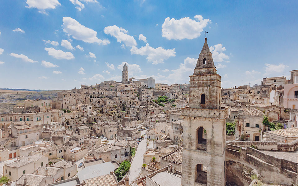 ΦΟΒΕΡΟ! Το μόνο μέρος στην Ευρώπη με 50% κάτω στους λογαριασμούς του ...