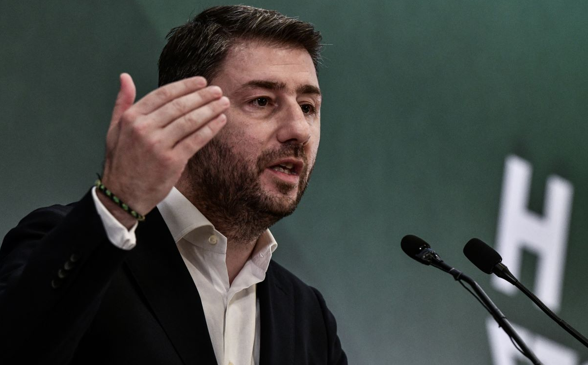 “ΕΥΑΙΣΘΗΤΑ ΠΡΟΣΩΠΙΚΑ ΔΕΔΟΜΕΝΑ” ΠΟΛΙΤΙΚΟΥ ΑΡΧΗΓΟΥ ΣΤΑ ΧΕΡΙΑ ΤΗΣ ...