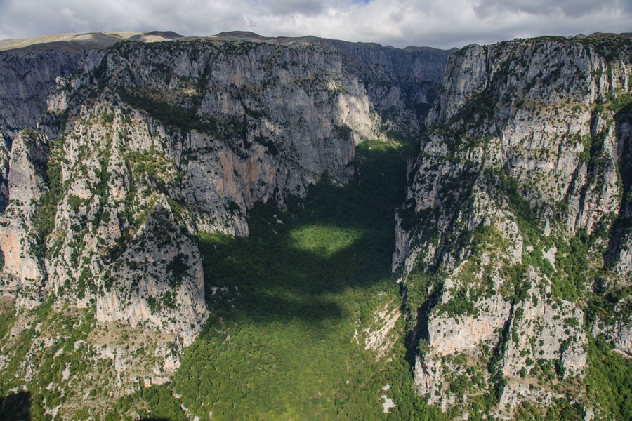 Φαράγγι Βίκου: Σπάνιο μνημείο της φύσης – Makeleio.gr