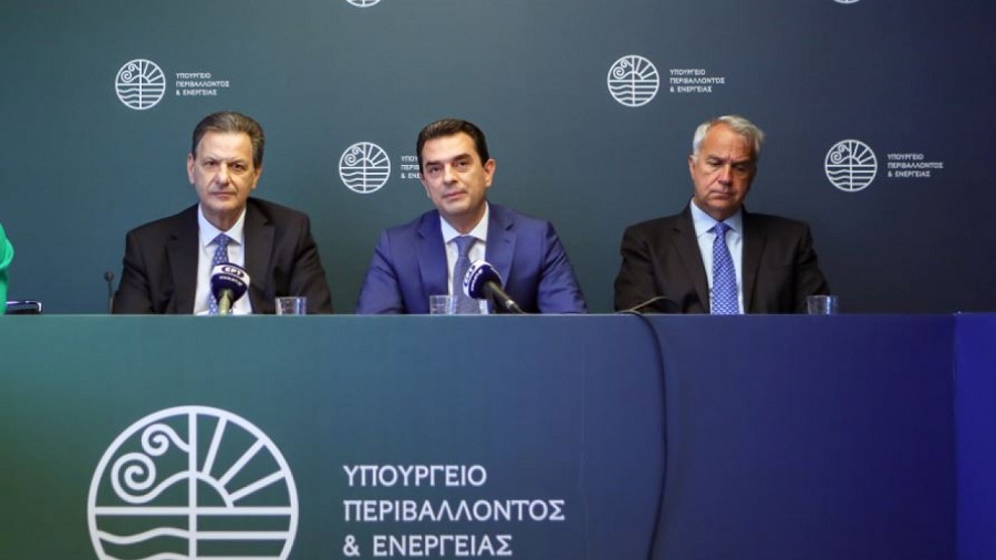 ΑΠΕΙΛΕΣ, ΕΙΡΩΝΙΕΣ ΚΑΙ ΚΥΡΩΣΕΙΣ! ΑΥΤΑ ΜΑΣ ΕΙΠΑΝ ΟΙ ΤΡΑΓΕΛΑΦΟΙ ΠΟΥ ΕΒΓΑΛΕ ...