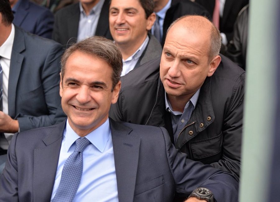 ΝΕΑ ΝΤΡΟΠΟΛΟΓΙΑ ΜΥΡΙΖΕΙ ΛΟΥΚΕΤΟ ΣΤΟ ΔΙΑΔΙΚΤΥΟ ΚΑΙ ΑΒΑΝΤΑ ΣΤΟΥΣ ...