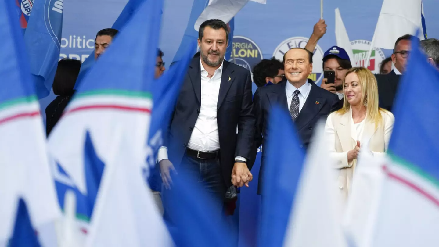 ΕΚΛΟΓΙΚΟΣ ΘΡΙΑΜΒΟΣ ΤΗΣ ΠΑΤΡΙΩΤΙΚΗΣ ΔΕΞΙΑΣ ΣΤΗΝ ΙΤΑΛΙΑ: ΠΡΩΤΗ Η ΜΕΛΟΝΙ ...