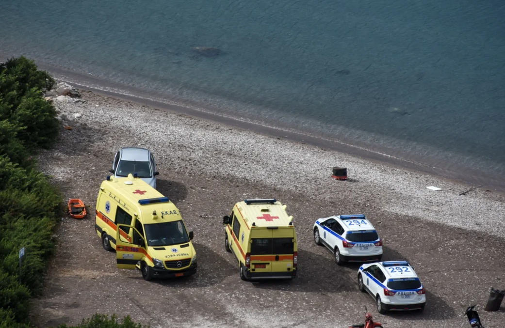 Nεκρός ανασύρθηκε 15χρονος από παραλία της Βοιωτίας – Έκανε υποβρύχιο ...