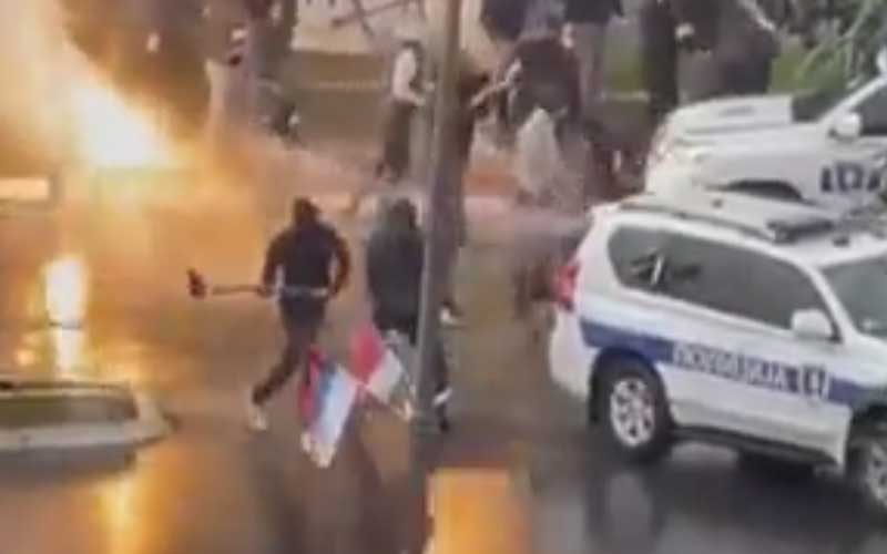 ΕΤΣΙ ΚΑΝΟΥΝ ΕΚΕΙ ΠΟΥ Η ΕΘΝΙΚΗ ΤΑΥΤΟΤΗΤΑ ΜΕΝΕΙ ΑΝΑΛΛΟΙΩΤΗ!! ΕΞΩ ΟΙ ΠΟ@ΣΤ ...