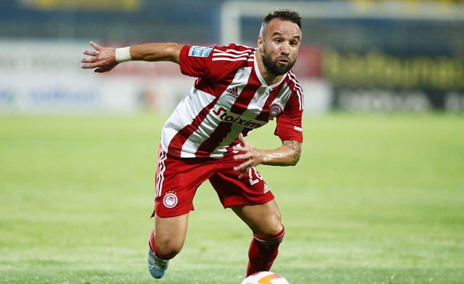 Σοκ με Βαλμπουενά στον Ολυμπιακό: Τέθηκε εκτός ο Γάλλος μέσος ενόψει ...