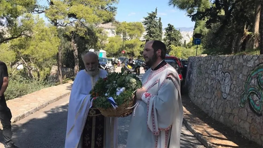 Αγιοι Ισίδωροι: Κόλαφος το πόρισμα της Αρχιεπισκοπής Αθηνών για τον ...
