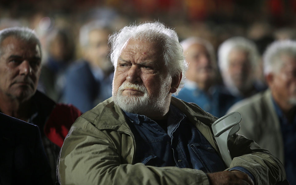 ΑΠΕΒΙΩΣΕ Ο ΣΤΡΑΤΕΥΜΕΝΟΣ ΗΘΟΠΟΙΟΣ ΤΗΣ ΑΡΙΣΤΕΡΑΣ, ΚΩΣΤΑΣ ΚΑΖΑΚΟΣ ΠΟΥ ...