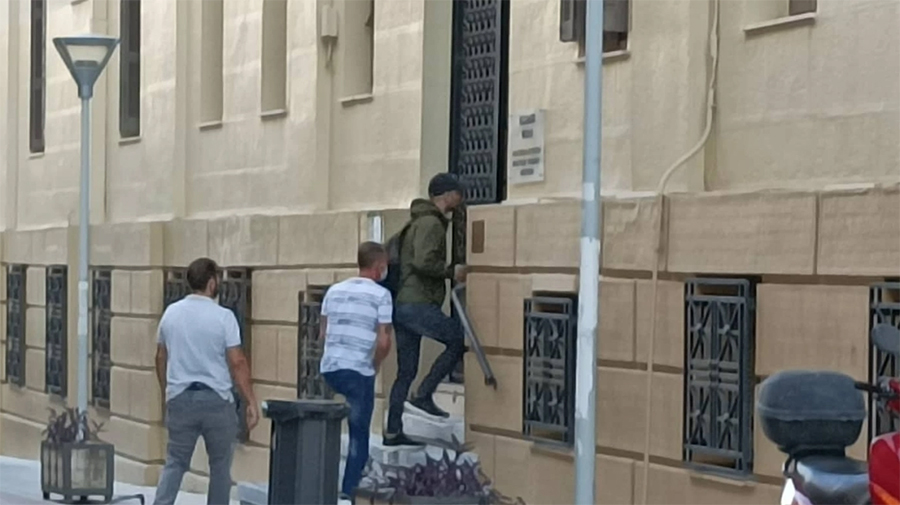 Πάτρα: Προφυλακίστηκε ο 51χρονος που κατηγορείται για αποπλάνηση ...