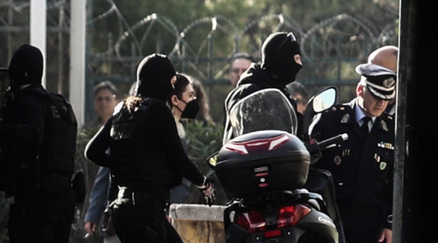 ΕΦΤΑΣΕ ΣΙΔΗΡΟΔΕΣΜΙΑ ΣΤΗΝ ΑΝΑΚΡΙΤΡΙΑ ΠΡΙΝ ΑΠΟ ΛΙΓΟ Η ΡΟΥΛΑ ΠΙΣΠΙΡΙΓΚΟΥ ...