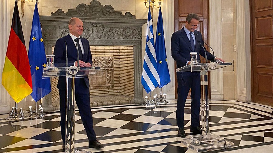 Το… βιολί του ο Μητσοτάκης: Πάλι μίλησε για «θαλάσσιες ζώνες ...