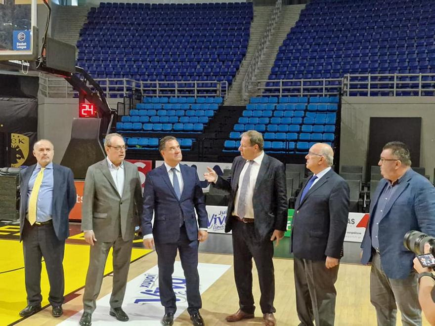 Υπουργική επίσκεψη στο κλειστό γήπεδο της ΑΕΚ στα Άνω Λιόσια – Makeleio.gr