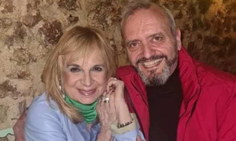 ΑΝΝΑ ΦΟΝΣΟΥ: Η ΑΠΟΛΟΓΙΑ ΕΝΟΣ “ΦΑΝΤΑΣΜΑΤΟΣ” – “ΗΤΑΝ ΦΙΛΑΝΘΡΩΠΟΣ” Ο ...