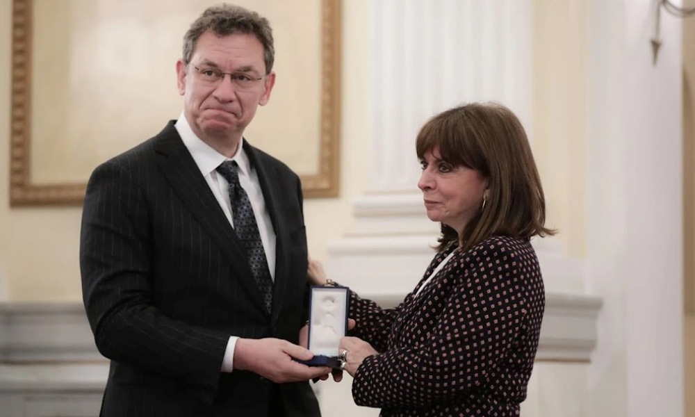 ΑΛΜΠΕΡΤ ΜΠΟΥΛΑ: ΣΥΜΜΕΤΟΧΟΣ ΣΕ ΕΝΑ ΕΓΚΛΗΜΑ ΚΑΤΑ ΤΗΣ ΑΝΘΡΩΠΟΤΗΤΑΣ – ΤΟΝ ...