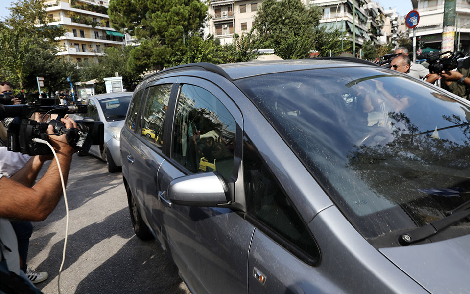 Ο ΤΕΛΕΥΤΑΙΟΣ ΝΑ ΚΛΕΙΣΕΙ ΤΗΝ ΠΟΡΤΑ!! Και νέα σύλληψη παιδοβιαστή ...