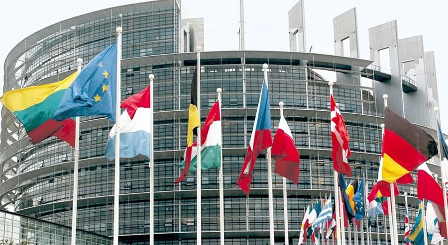 ΚΙ ΟΜΩΣ: Η ΕΥΡΩΠΑΪΚΗ ΕΝΩΣΗ ΕΧΕΙ ΑΝΟΙΞΕΙ ΤΟΝ ΔΡΟΜΟ ΓΙΑ ΤΗ ΝΟΜΙΜΟΠΟΙΗΣΗ ...