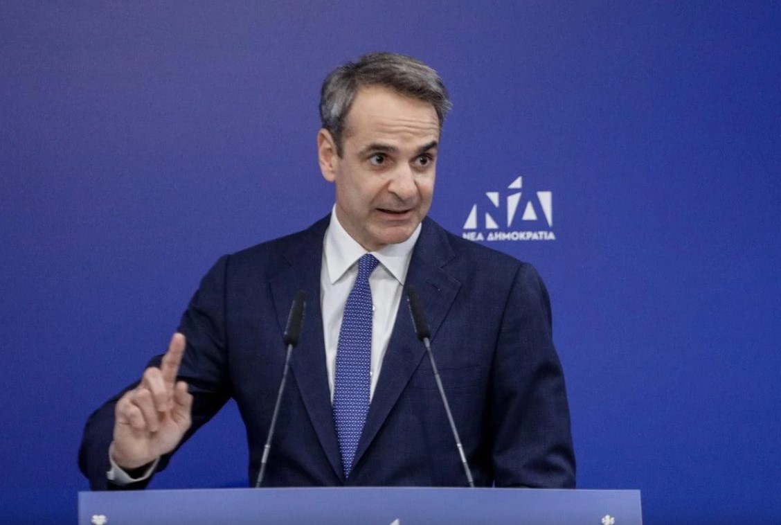 ΜΠΟΡΕΙ ΝΑ ΜΗΝ ΕΙΝΑΙ ΑΝΤΡΑΣ, ΑΛΛΑ ΤΟΥΛΑΧΙΣΤΟΝ ΑΣ ΥΠΟΚΡΙΘΕΙ ΤΟΝ ΡΟΛΟ ΚΙ ...