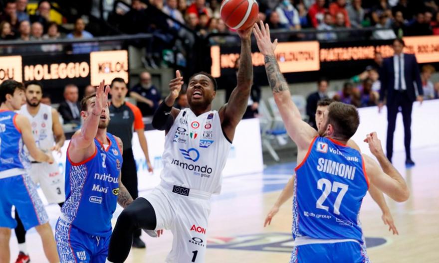 Έβγαλε σφυγμό η Αρμάνι Μιλάνο και έφυγε με το «διπλό» από το Τρεβίζο ...