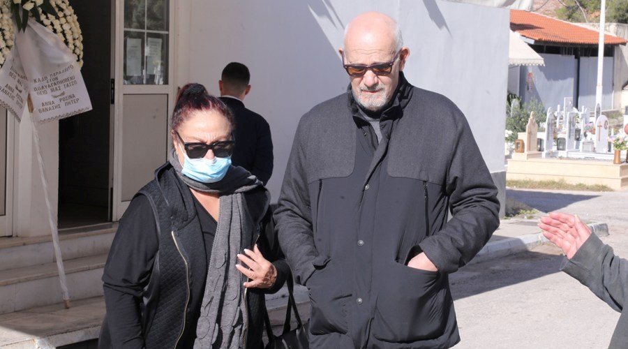 Η πρώτη δημόσια εμφάνιση του Γιώργου Κιμούλη μετά τις καταγγελίες ...