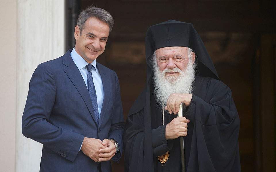 ΙΕΡΩΝΥΜΟΣ- ΑΘΩΑ ΠΕΡΙΣΤΕΡΑ: Ο ΠΑΠΑΣ ΤΩΝ ΣΚΑΝΔΑΛΩΝ, ΔΕΝ ΑΝΗΚΕΙ ΣΕ ΜΕΝΑ ...