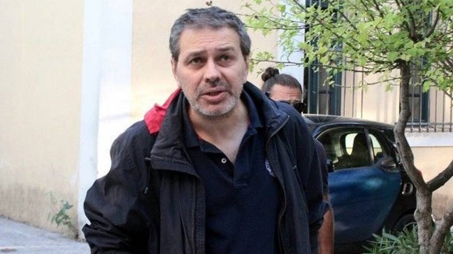 ΣΕΙΣΜΟΣ PREDATOR: Ο ΣΤΕΦΑΝΟΣ ΧΙΟΣ ΠΑΡΑΚΟΛΟΥΘΟΥΝΤΑΝ ΑΠΟ ΤΗΝ ΕΛΛΗΝΙΚΗ ...