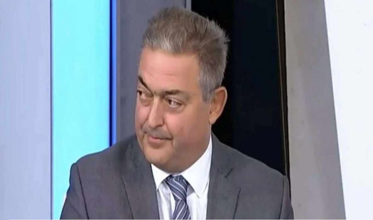 ΤΑ ΓΥΡΝΑΕΙ ΤΩΡΑ Ο ΥΠΑΛΛΗΛΑΚΟΣ ΤΩΝ ΕΜΒΟΛΙΩΝ! ΤΡΙΣΑΘΛΙΟΣ ΒΑΣΙΛΑΚΟΠΟΥΛΟΣ ...