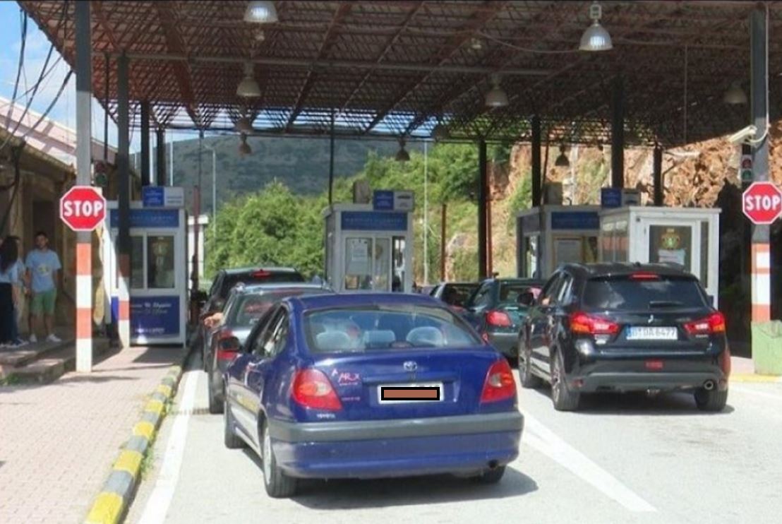 ΣΤΟ ΚΑΛΟ ΚΑΙ ΚΛΕΙΣΤΕ ΤΑ ΣΥΝΟΡΑ! Χιλιάδες Αλβανοί μετανάστες στις ...