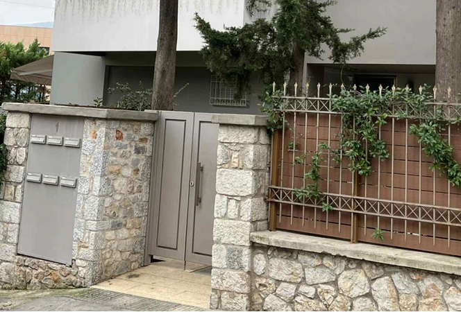 ΤΟ ΞΕΠΛΥΜΑ ΠΗΓΕ ΣΥΝΝΕΦΟ ΓΙΑ ΤΗΝ ΑΧΟΡΤΑΓΗ ΕΥΑ! Αυτή είναι η μεζονέτα των ...