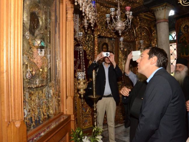 Στην Αθήνα η Ιερή Εικόνα της Παναγίας «Άξιον Εστί» για την οποία ο ...