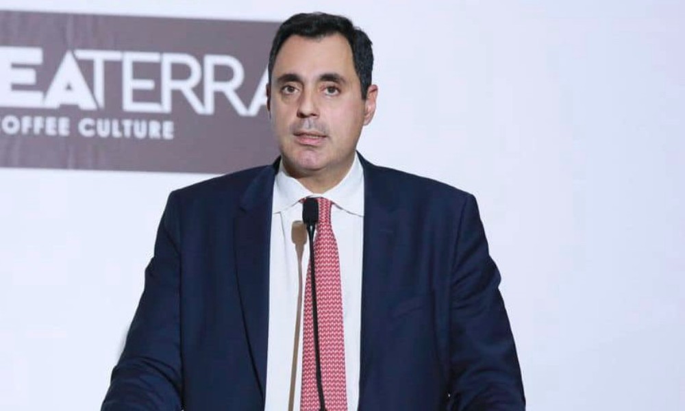 ΚΙ ΑΛΛΟ ΕΞΙΛΑΣΤΗΡΙΟ ΘΥΜΑ ΑΠΟ ΤΟΝ ΚΟΥΛΗ ΓΙΑ ΝΑ ΚΑΛΥΨΕΙ ΤΑ ΔΙΚΑ ΤΟΥ ΙΧΝΗ ...