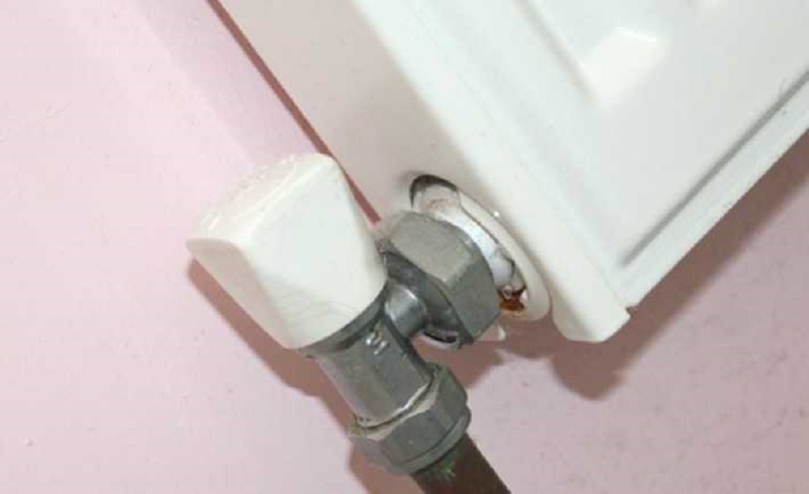 Το καλοριφέρ: Διαρροές και αέρας – Χρήσιμα tips – Makeleio.gr