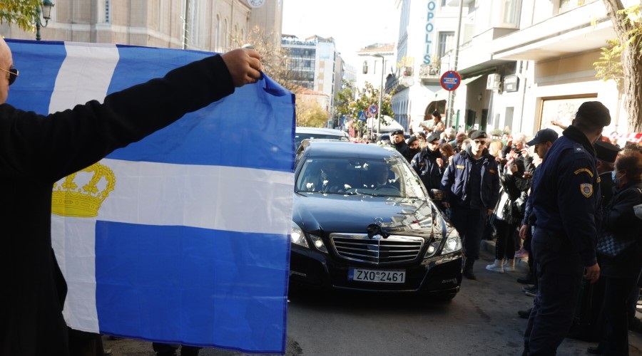 ΞΕΚΙΝΗΣΕ Η ΑΥΤΟΚΙΝΗΤΟΠΟΜΠΗ ΜΕ ΧΙΛΙΑΔΕΣ ΚΟΣΜΟ ΣΥΓΚΕΝΤΡΩΜΕΝΟ ΠΑΝΤΟΥ: ΜΕ ...
