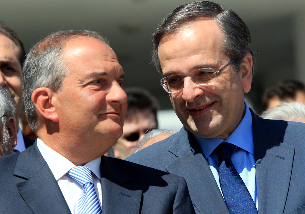 ΘΑ ΤΟΝ ΡΙΞΟΥΝ Ή ΘΑ ΚΟΤΕΨΟΥΝ;;; ΟΛΑ ΤΑ ΦΩΤΑ ΣΤΟΝ ΣΑΜΑΡΑ ΚΑΙ ΣΤΟΝ ...