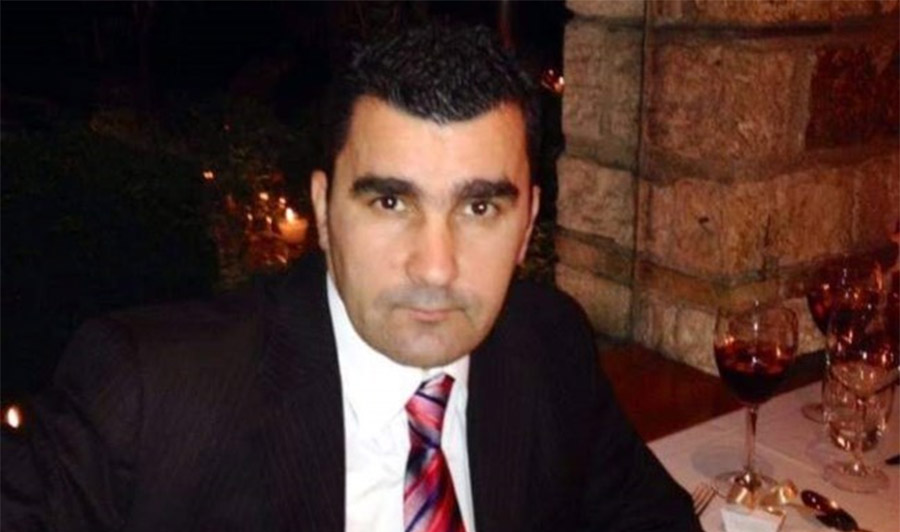 ΒΙΝΤΕΟ ΝΤΟΚΟΥΜΕΝΤΟ ΜΕ ΤΗΝ 50ΧΡΟΝΗ ΝΑ ΨΑΧΝΕΙ ΣΤΟ ΜΟΣΧΑΤΟ ΤΟΝ ΛΟΓΙΣΤΗ ...