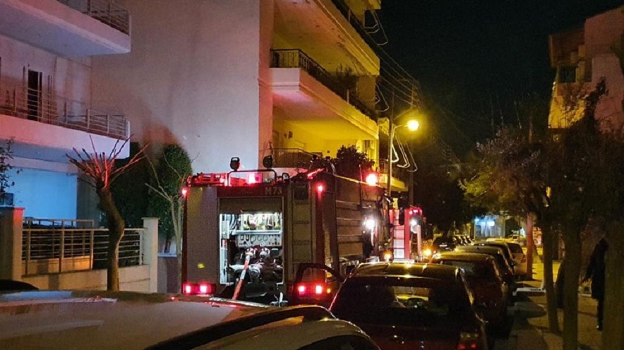 Φωτιά σε διαμέρισμα στην Αγία Παρασκευή – Στο νοσοκομείο άνδρας με ...