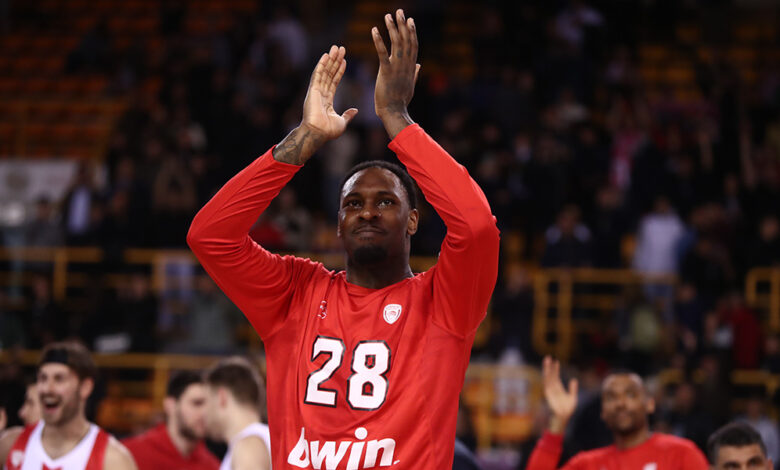 Xωρίς τον Μπλακ ο Ολυμπιακός κόντρα στο Περιστέρι – Makeleio.gr