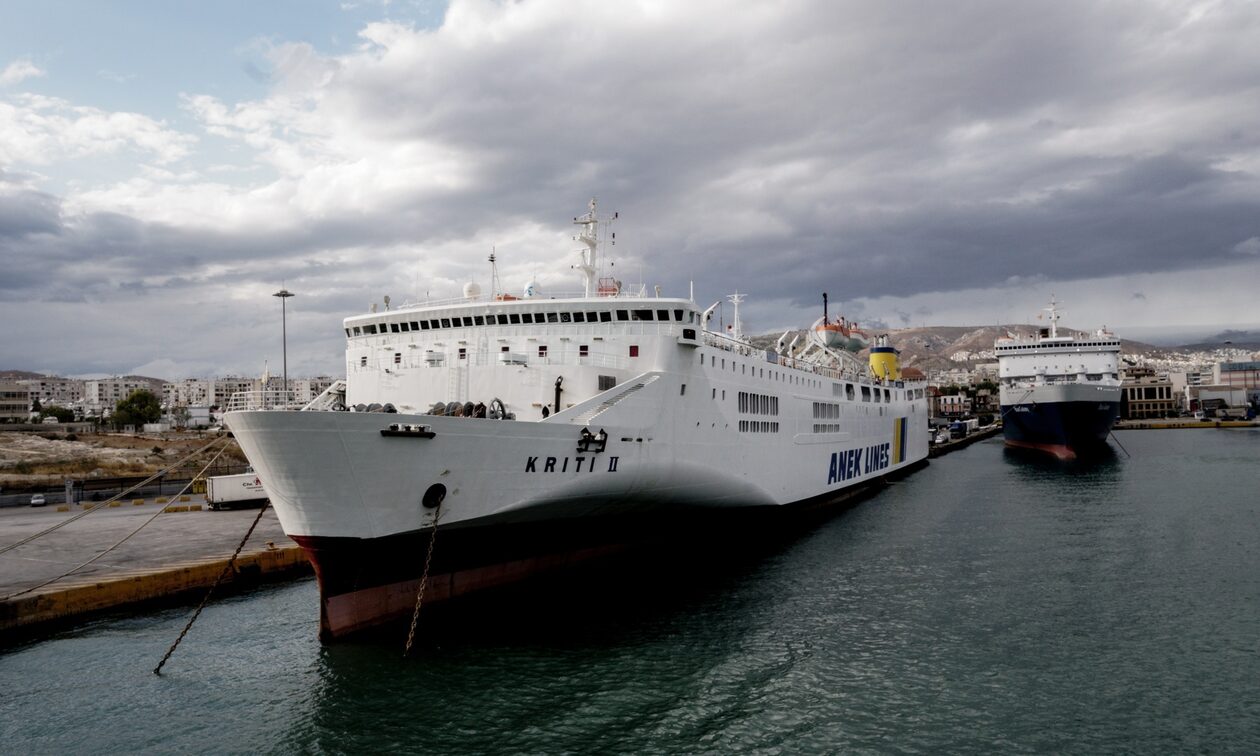 Απαγορευτικό απόπλου για το «ΚΡΗΤΗ ΙΙ» λόγω της μηχανικής βλάβης ...